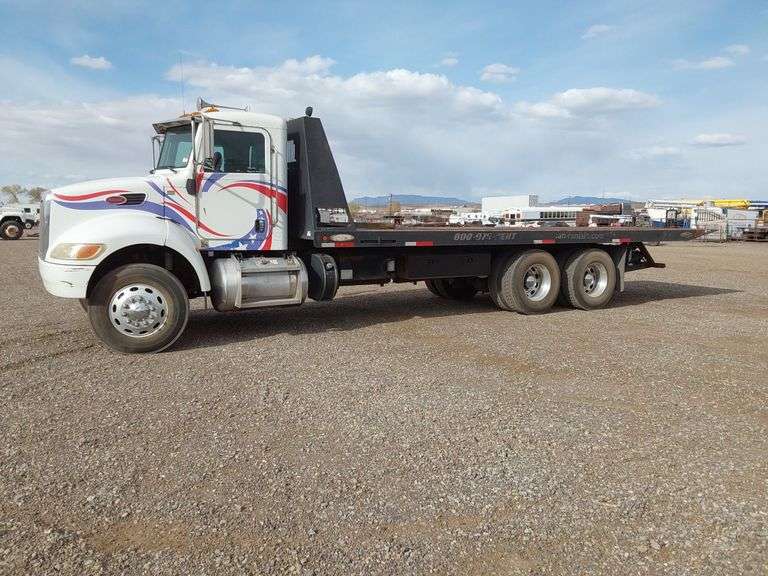 2012 Peterbilt 348 T/A Rollback Truck - J&J Auctioneers LLC