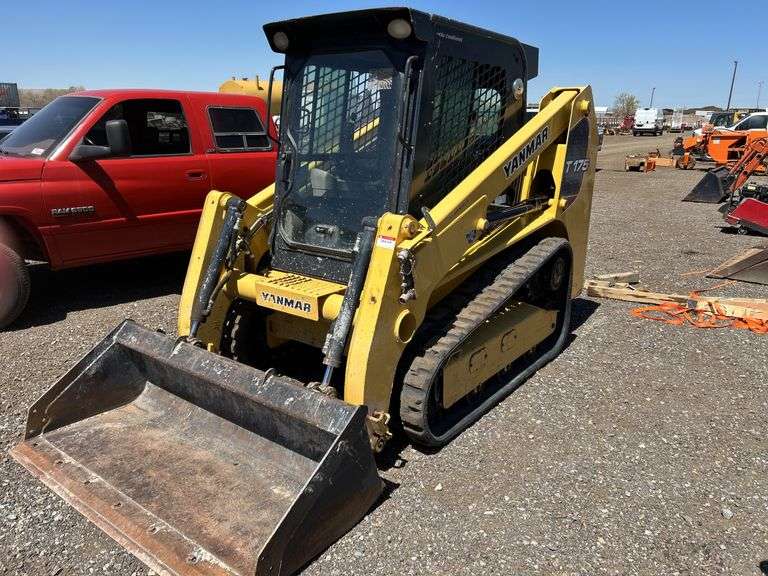 Yanmar T175 Skid Steer - J&J Auctioneers LLC