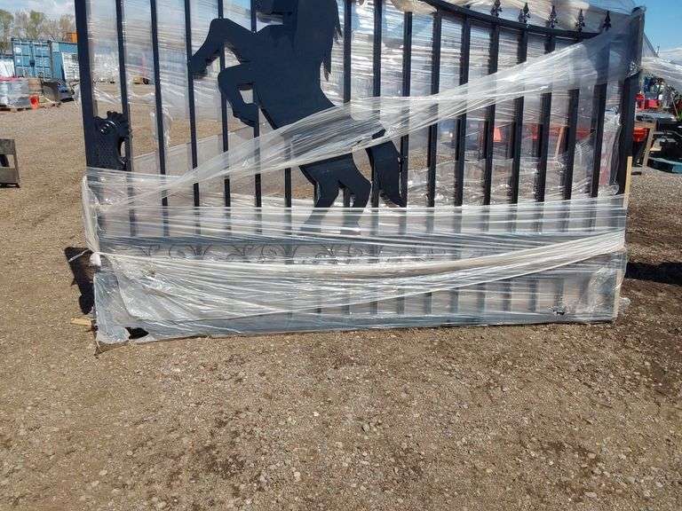 20ft Bi-Parting Gate - J&J Auctioneers LLC