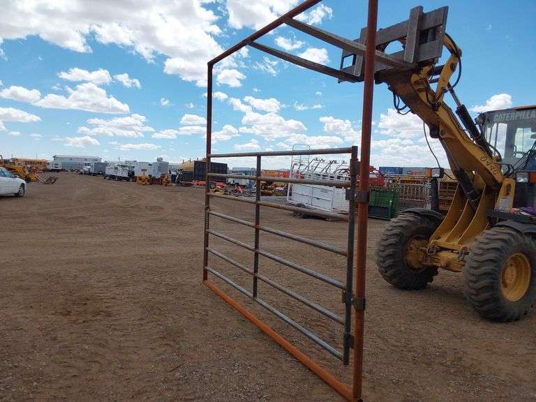 10ft Bow Gate - J&J Auctioneers LLC