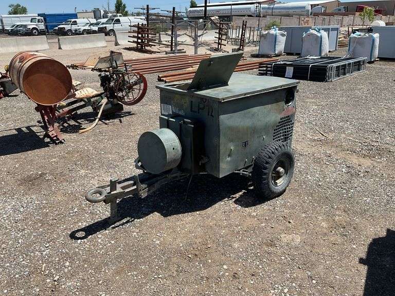 US MC-2A 200 PSI Air Compressor - J&J Auctioneers LLC