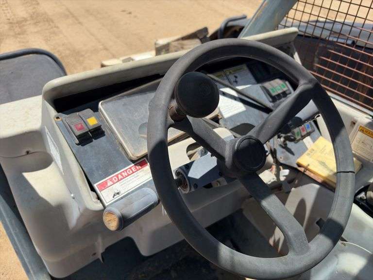 Inoperable Ingersoll Forklift - J&J Auctioneers LLC