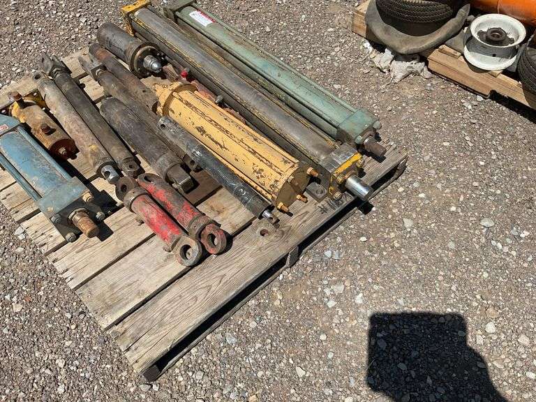 Qty Small Gas Tanks & Miscellaneous Tires - J&J Auctioneers LLC