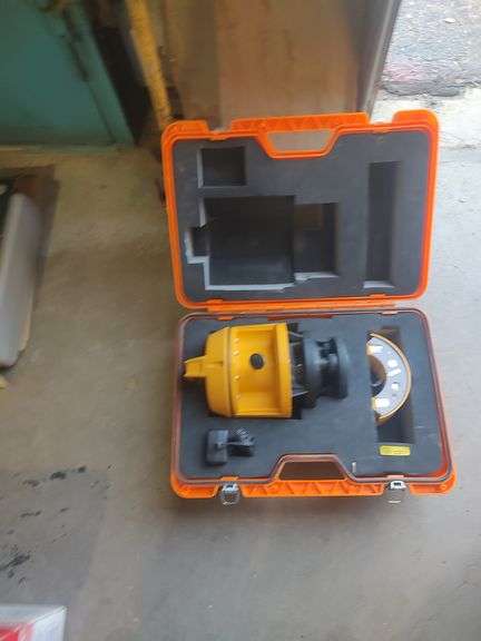 Geotop GL 3 Laser Level - J&J Auctioneers LLC