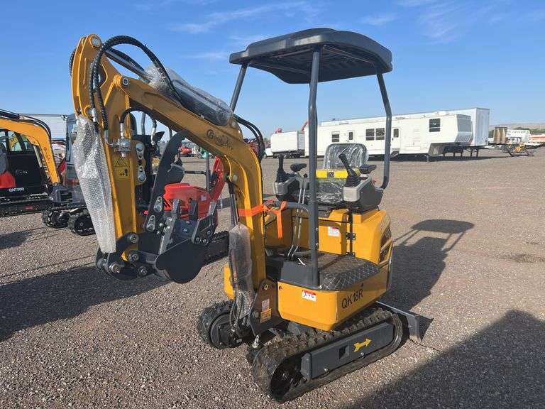 2025 CFG QK18R Mini Excavator - J&J Auctioneers LLC
