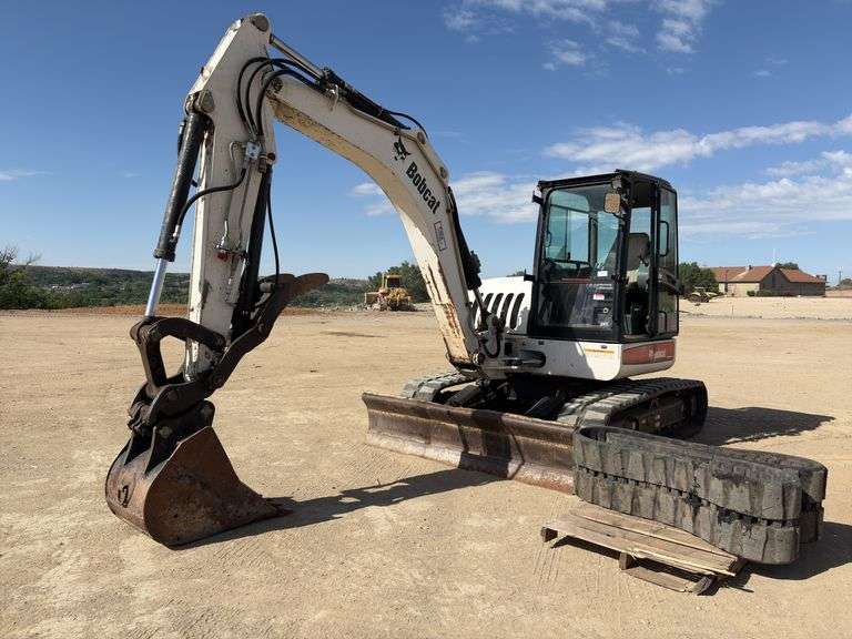 2008 Bobcat 442 Mini Excavator - J&J Auctioneers LLC
