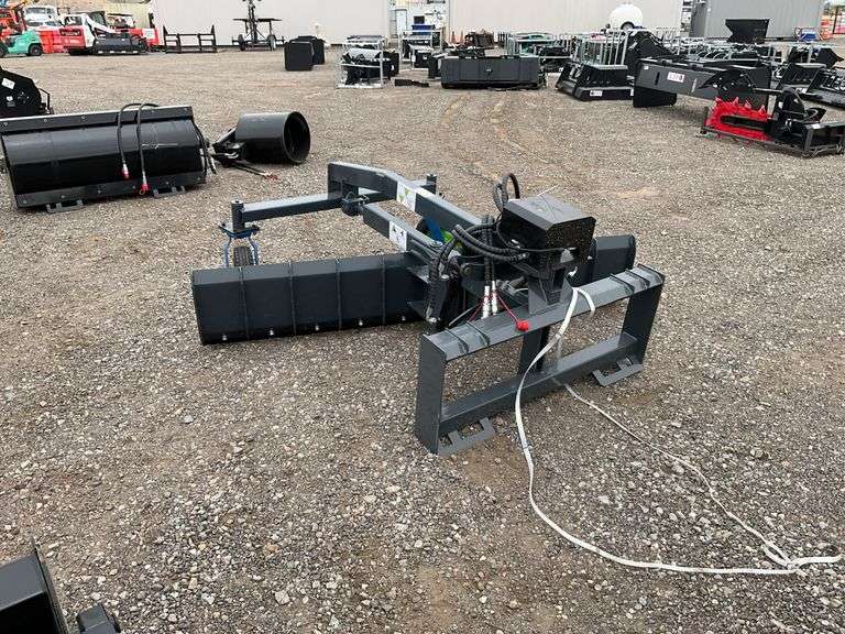 2025 GIYI GY-GR87 Skid Steer Grader - J&J Auctioneers LLC