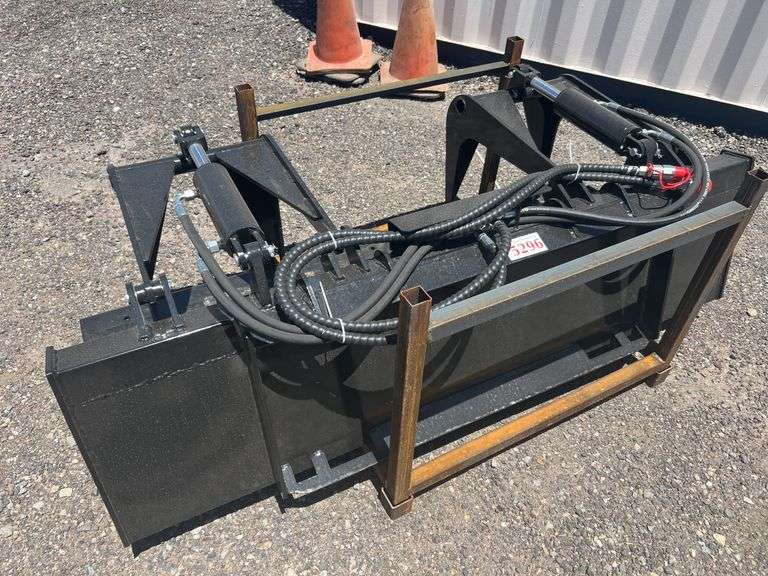 2025 GIYI GY-PG72C Skid Steer Plate Grabber - J&J Auctioneers LLC