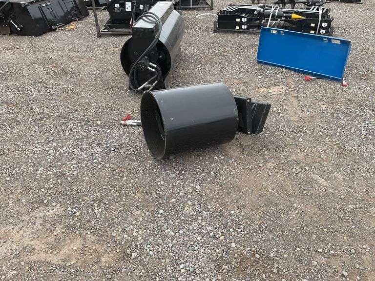 2025 GIYI GY-JBT Mini Skid Steer Mixing Barrel - J&J Auctioneers LLC