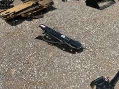 2025 GIYI GY-J3T Excavator Thumb - J&J Auctioneers LLC