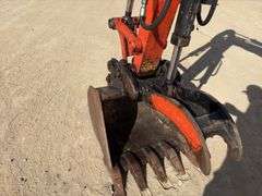 Kubota KX040 Mini Excavator - J&J Auctioneers LLC