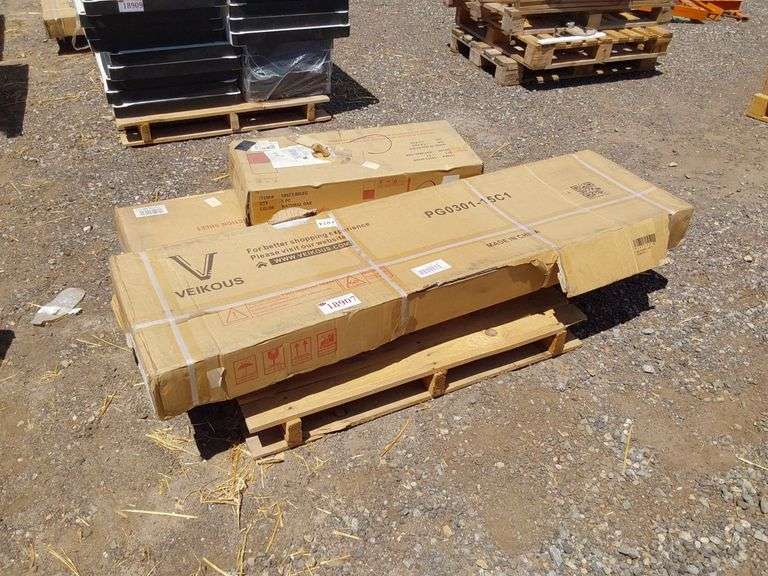 Qty Tables - J&J Auctioneers LLC