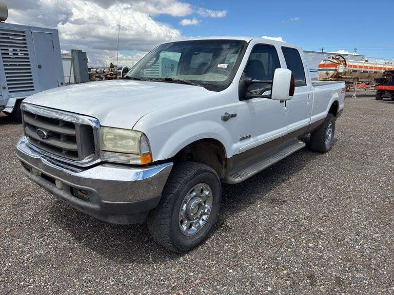 2007 Ford F-350 Crewcab 4X4 Pickup Truck - J&J Auctioneers LLC