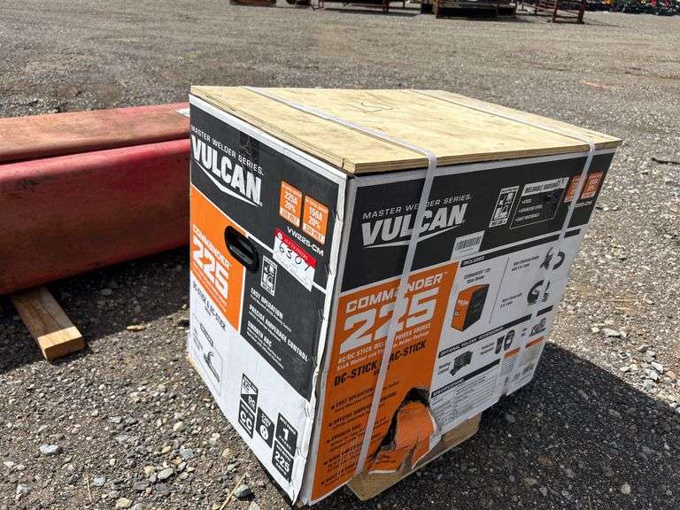 Vulcan Commander 225 Electric Welder - J&J Auctioneers LLC