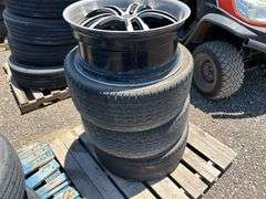 Qty (4) 22in Custom Boss Aluminum Rims - J&J Auctioneers LLC