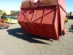 Toro Rake-O-Vac Wood Chipper - J&J Auctioneers LLC