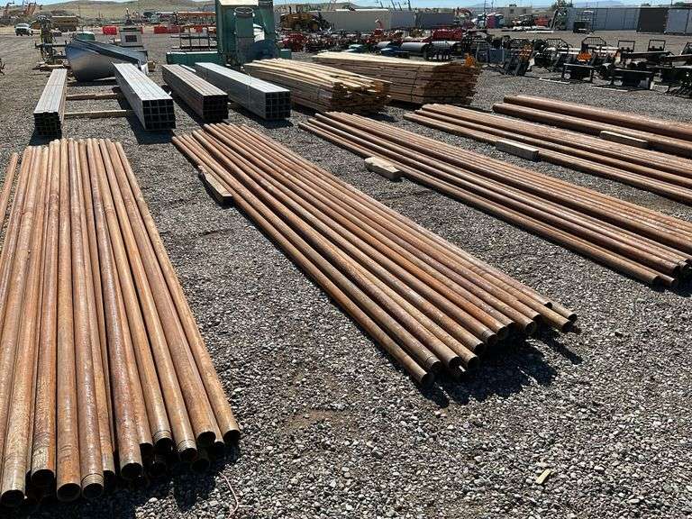 Qty Of (31) 20 Ft 2 1/2 in Steel Pipe - Albuquerque, NM - J&J ...