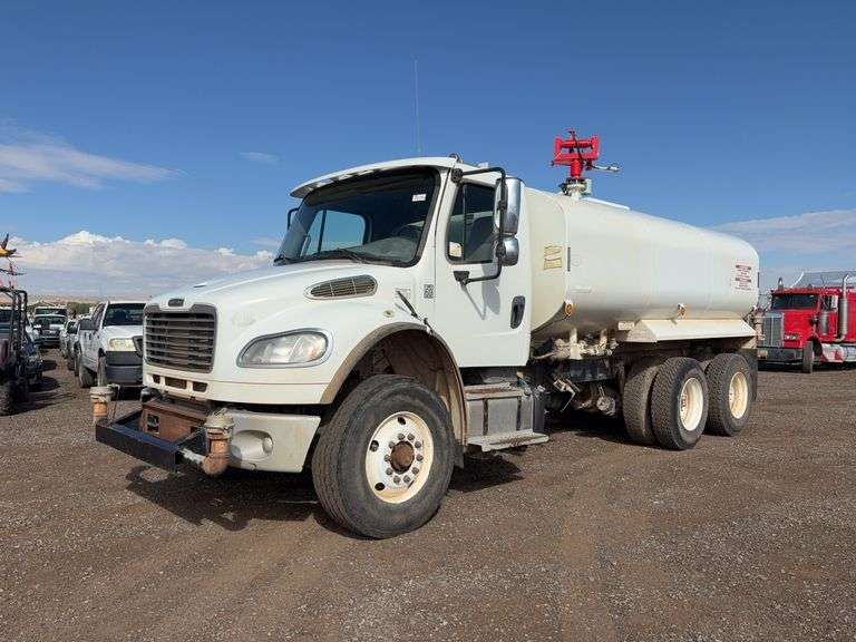 2014 Freightliner 4000 Gal T/A Water Truck -Albuquerque,NM - J&J ...