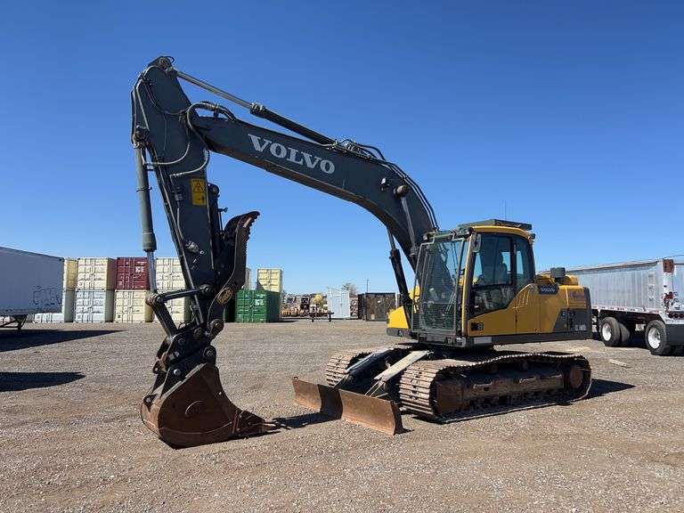 2014 Volvo EC160DL Hydraulic Excavator - J&J Auctioneers LLC