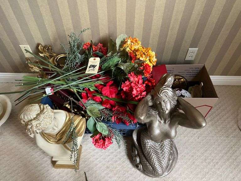 Miscellaneous Candle Decor - Kessler Auction & Realty Co., INC.