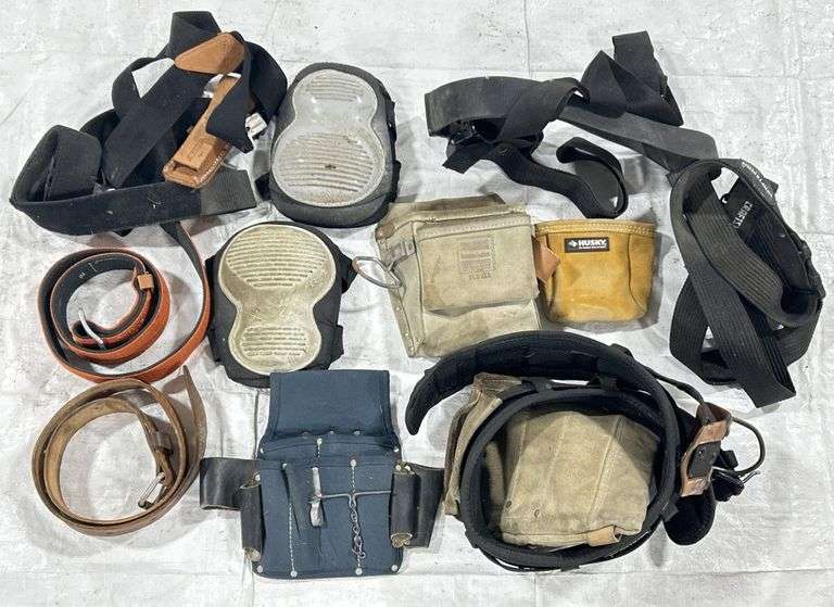 (L) Lot: Assorted Knee Pads, Tool Bag Pouches, - Kraft Auction Service, LLC