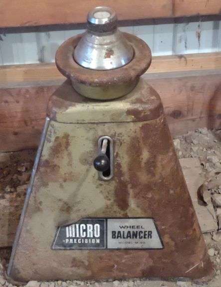 (A) Bada Co. Micro Precision Bubble Wheel - Kraft Auction Service, LLC