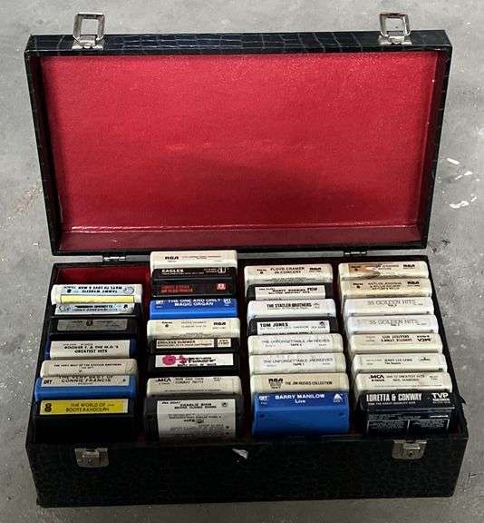 (AK) Black Faux Alligator 8 Track Case With 8 Tracks. - Kraft Auction ...