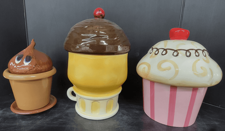 (AG) 3 Dessert Themed Cookie Jars Includes Cupcake, Ice Cream, And More ...
