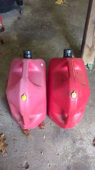 Gasoline Tanks 5 Gallon (1 Half Full). Bidding - Kraft Auction Service, LLC