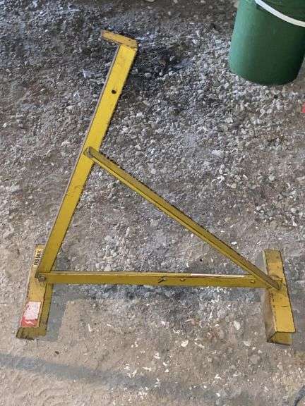 (D) Bildak Scaffold Outrigger Side Brackets, - Kraft Auction Service, LLC