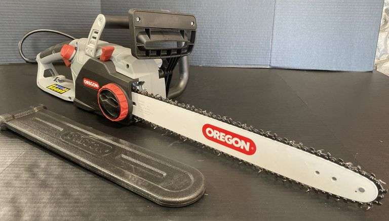 (CV) Oregon 18" 15 Amp Electric Chainsaw - Kraft Auction Service, LLC