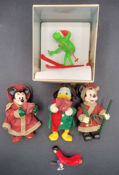 (T) Mickey Mouse, Minnie Mouse, Donald Duck, Kermit The Frog, And Harry ...