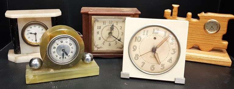 (S) Assorted Table Clocks - Kraft Auction Service, LLC