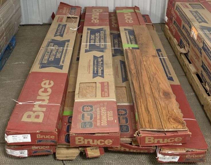 (CW) Bruce BRUCE Solid Oak Hardwood Flooring - Kraft Auction Service, LLC