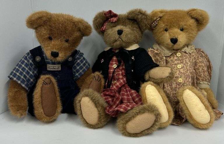 (K) Boyd’s Plush Bears - Kraft Auction Service, LLC