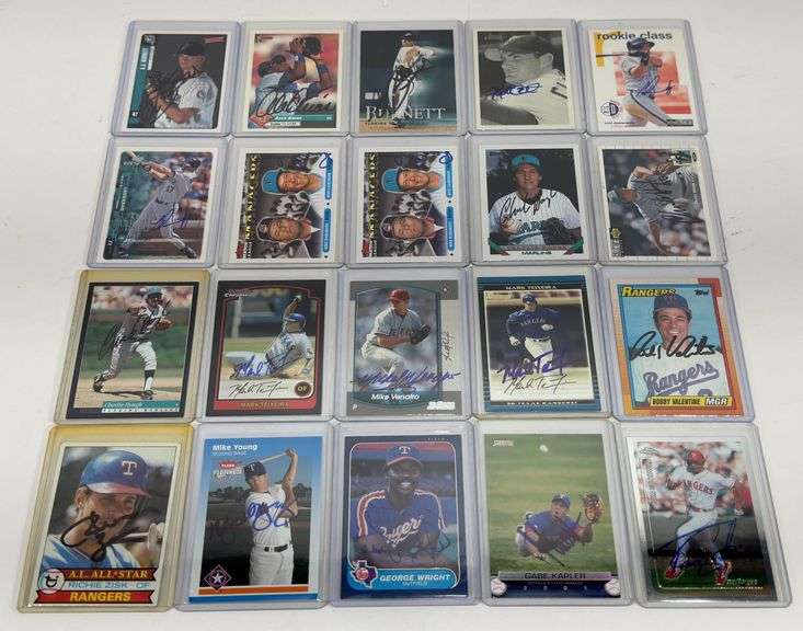 20 Autographed Baseball Cards - Kraft Auction Service, LLC