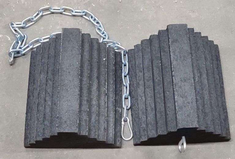 (ZZ) Rubber Double Wheel Chocks - Kraft Auction Service, LLC