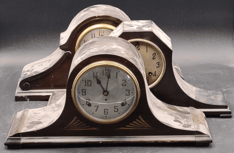 (Y) Wood Mantle Clocks incl. Plymouth - Kraft Auction Service, LLC