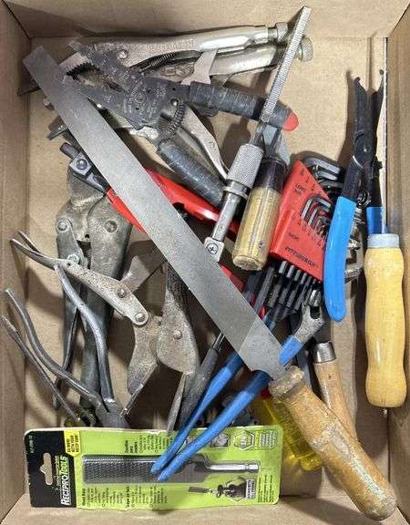 (L) Lot: Assorted Tools Including Allen Wrenches, - Kraft Auction ...
