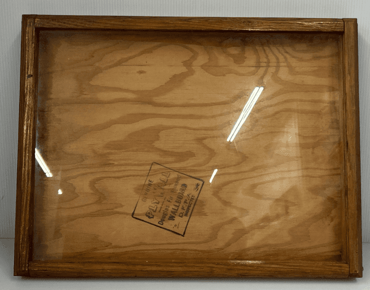 (N) Vintage Wooden Display Box - Kraft Auction Service, LLC