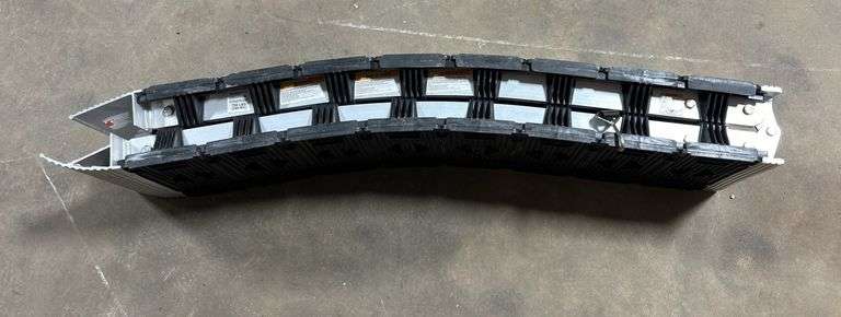 (CZ) CargoSmart 12”W X 90” L Centerfold Truck Loading Ramp - Kraft ...