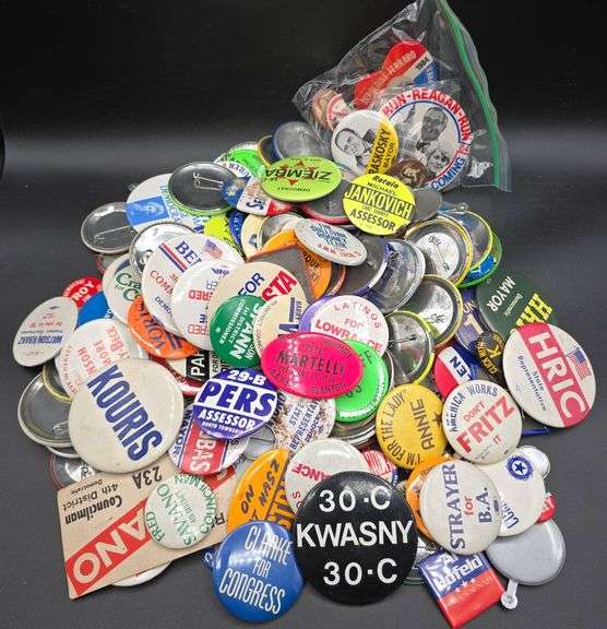 (L) Lot of Political Voting Buttons- 222 Buttons - Kraft Auction ...