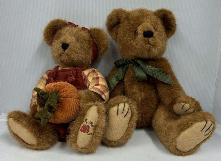 (K) Boyd’s Plush Bears - Kraft Auction Service, LLC