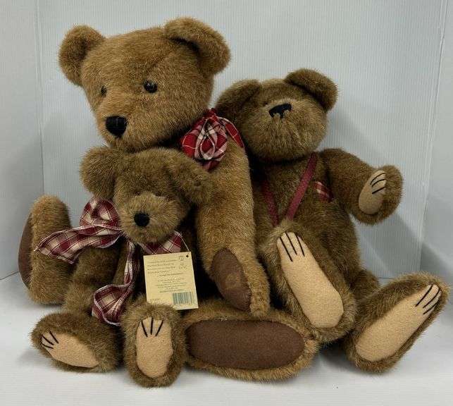 (K) Boyd’s Plush Bears - Kraft Auction Service, LLC
