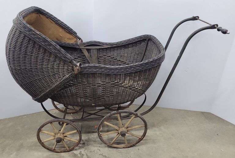 (AA) Antique Victorian Wicker Baby Stroller/Carriage Includes Two Pairs ...