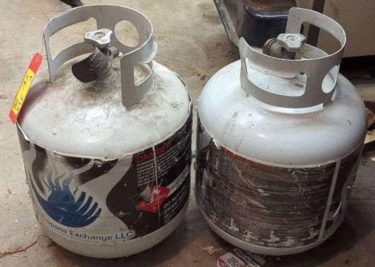 20lb. Propane Tanks One is Full. (E) Bidding 2 - Kraft Auction Service, LLC