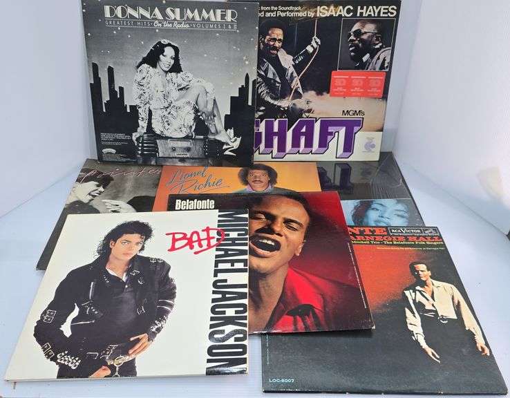 (S) Lot of Vinyl Records- Donna Summers, Isaac Hayes, Lionel Richie ...