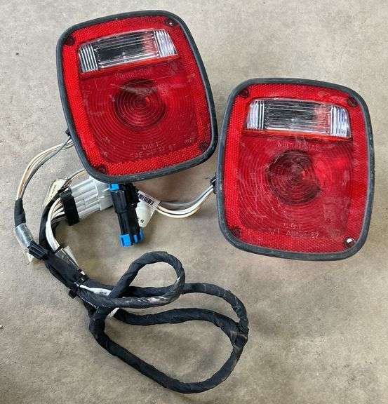 (BD) Signal-Stat LED Tail Lights, 7”Lx6”W - Kraft Auction Service, LLC