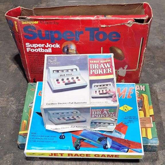 (HI) Vtg. Toy Games - Super Toe Football, Lucky Fisherman, Jet Race ...
