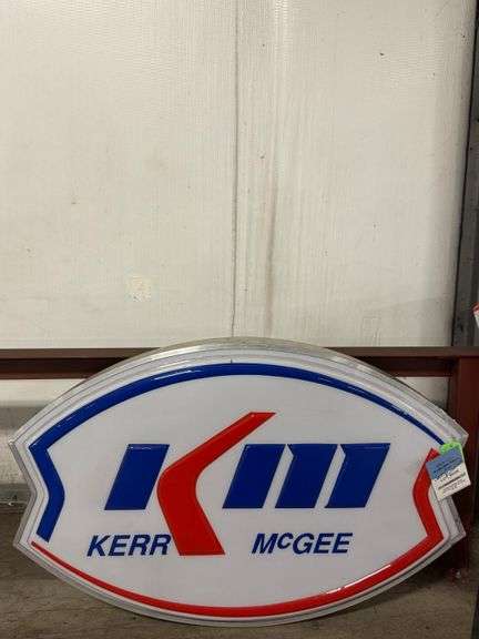 Kerr McGee 'Gas' Lighted Plastic Sign - Kraft Auction Service, LLC